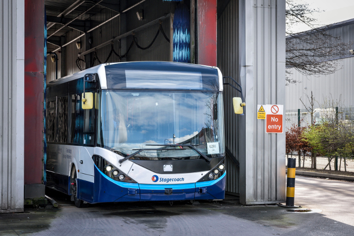 UK’s first full-size autonomous bus starts trials in Manchester ...