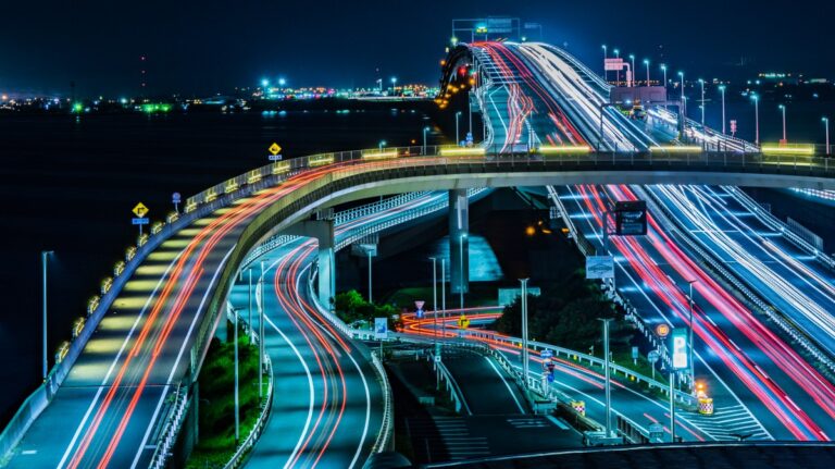 Futuristic technologies improving roadways now | Traffic Technology Today