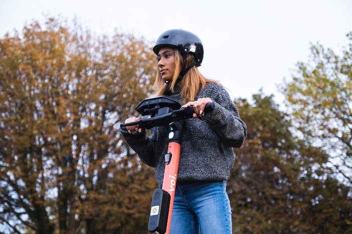 WORLD FIRST: Voi e-scooters to include pedestrian detection and satellite positioning | Traffic ...